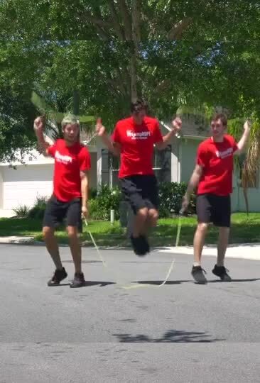 Three Guys Perform Coordinated Jump Rope Tricks | Jukin Licensing