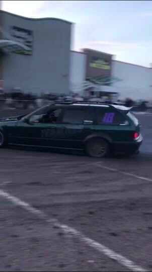 Tire Comes Loose While Driver Shows Off Donut Stunt in Car in Front of ...