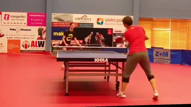 Guy Makes Three Snake Shots in Ping Pong | Jukin Licensing