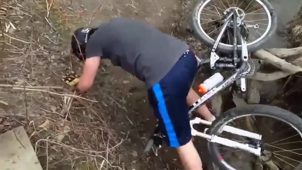 Mountain Bike Faceplant Over Ditch | Jukin Licensing
