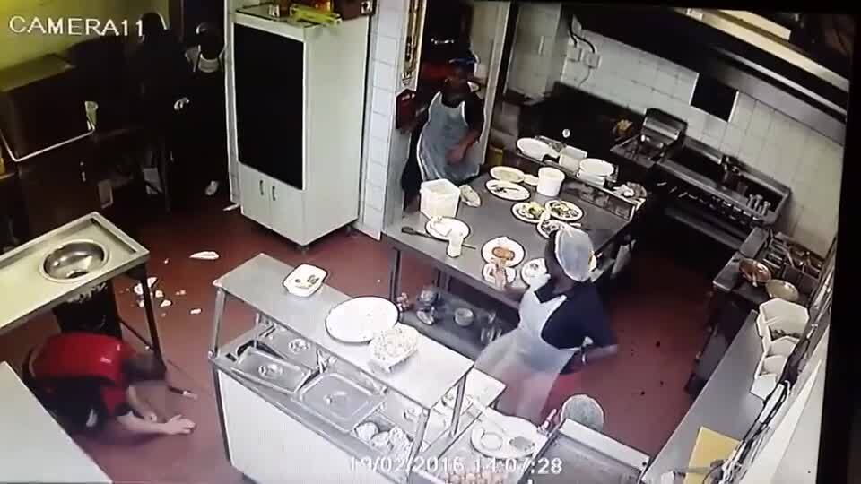 Waiter Falls in Kitchen | Jukin Licensing