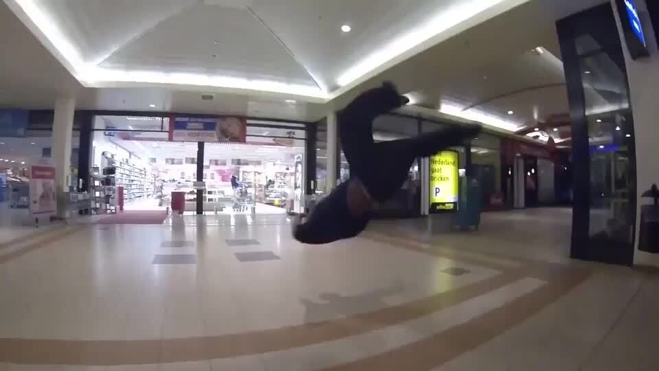 Parkour Flip in Mall Fail | Jukin Licensing