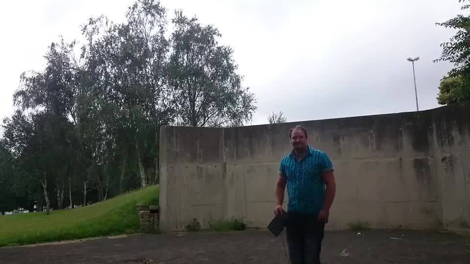 Guy Smashes Keyboard on Friend's Head | Jukin Licensing