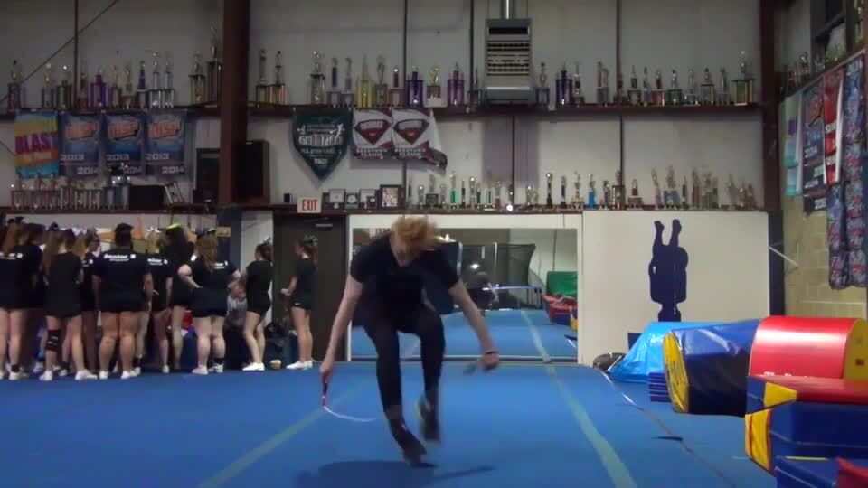 Guy Shows Off Jump Rope Attempt | Jukin Licensing