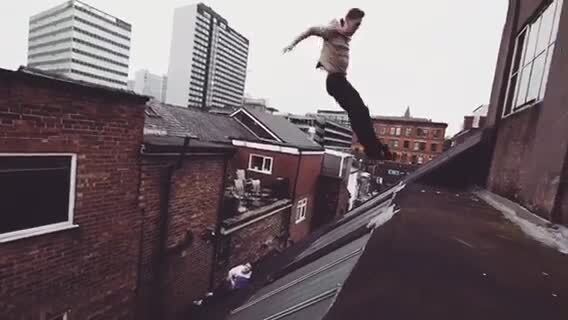 Guy Jumps Across Roof | Jukin Licensing