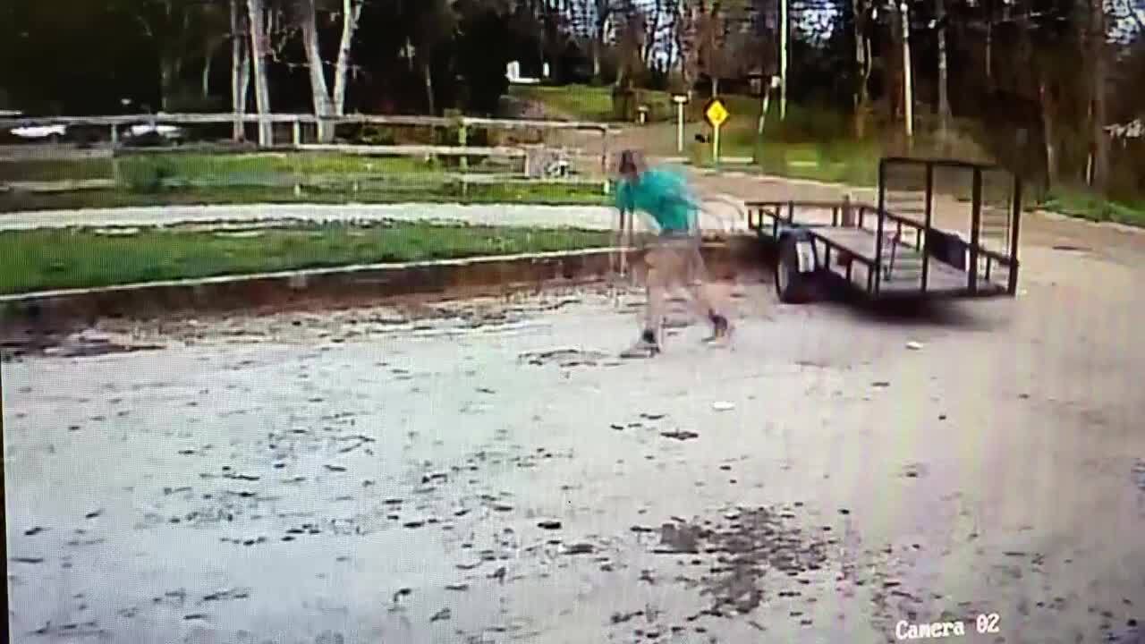 Man Loses Control of Trailer at His Mailbox's Cost | Jukin Licensing