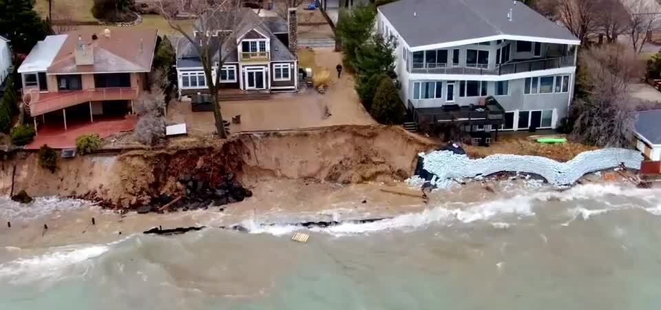 Sea Walls Fail to Protect Houses Along Riverwalk as Gale Hits Town of ...