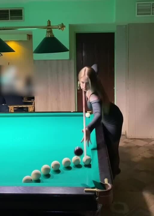 Woman Shows Impressive Pool Tricks With Playing With Multiple Balls ...
