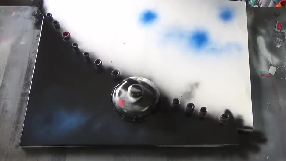 Artist Spray Paints Science Fiction Inspired Space Scene | Jukin Licensing