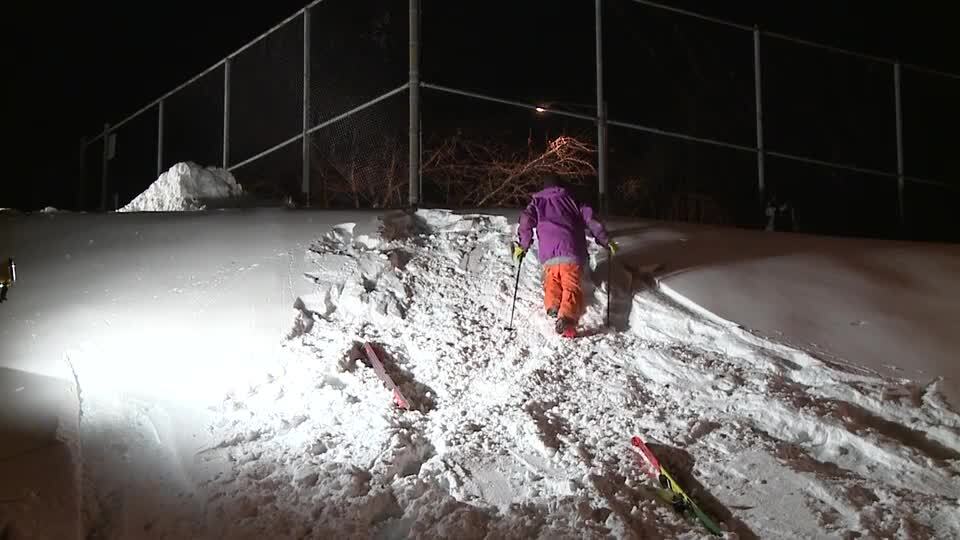 Guy Faceplants And Throws His Skiis After Crashing Into Snow | Jukin ...