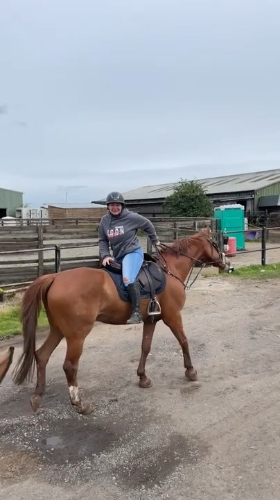 Girl Fall Off Horse While Riding Backwards | Jukin Licensing