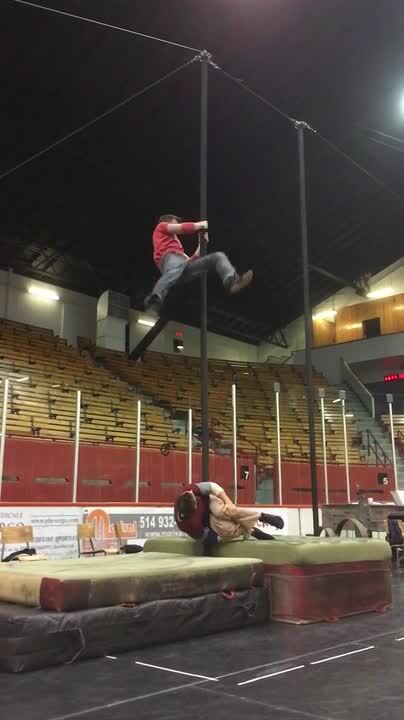 Duo Performs Amazing Stunt on Pole | Jukin Licensing