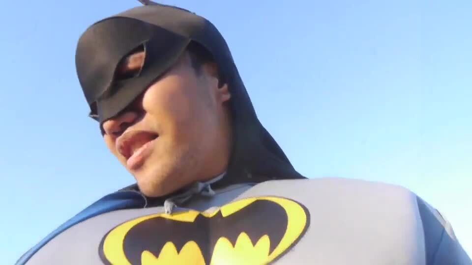 Batman And Superman Stunt Breaks Roof | Jukin Licensing