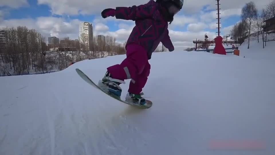 Four Year Old Girl Grinds on Snowboard | Jukin Licensing