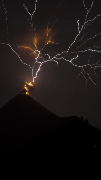 Powerful Lightning Lights up Dark Sky During Volcano Eruption in ...