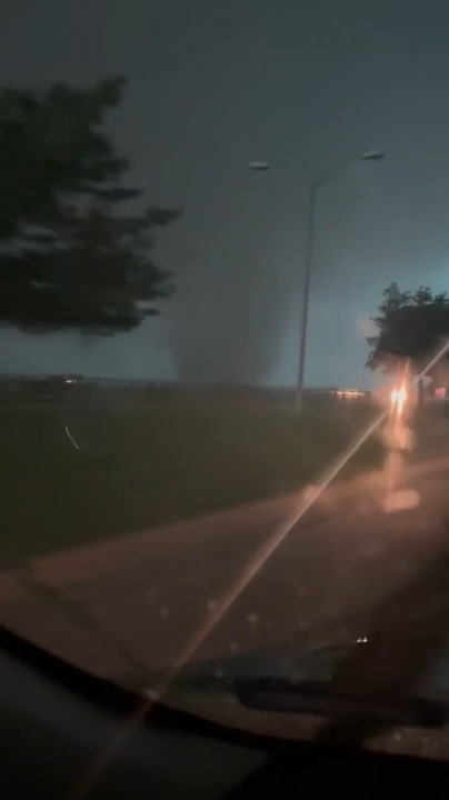 Powerful Tornado Rips Through Temple, Texas | Jukin Licensing