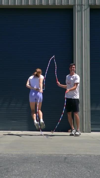 Couple Jumps Rope Together | Jukin Licensing