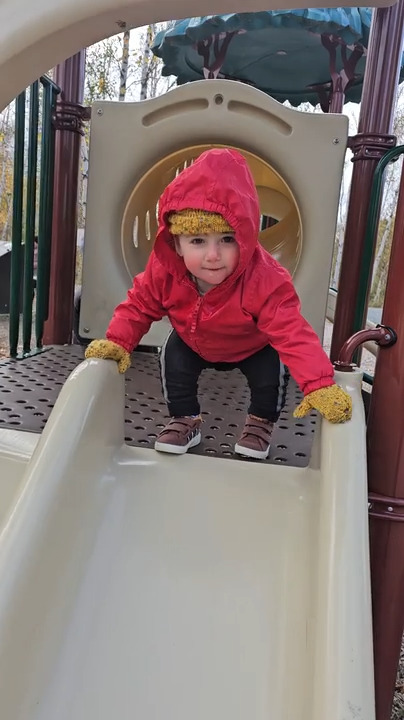 Dad Picks up Son From School While Wearing Speedo | Jukin Licensing