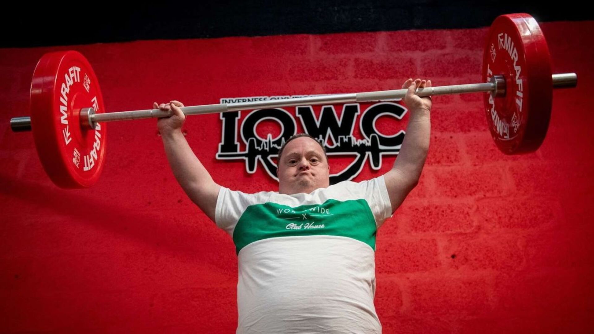Weightlifter With Down Syndrome Prepares to Compete in His First Ever ...