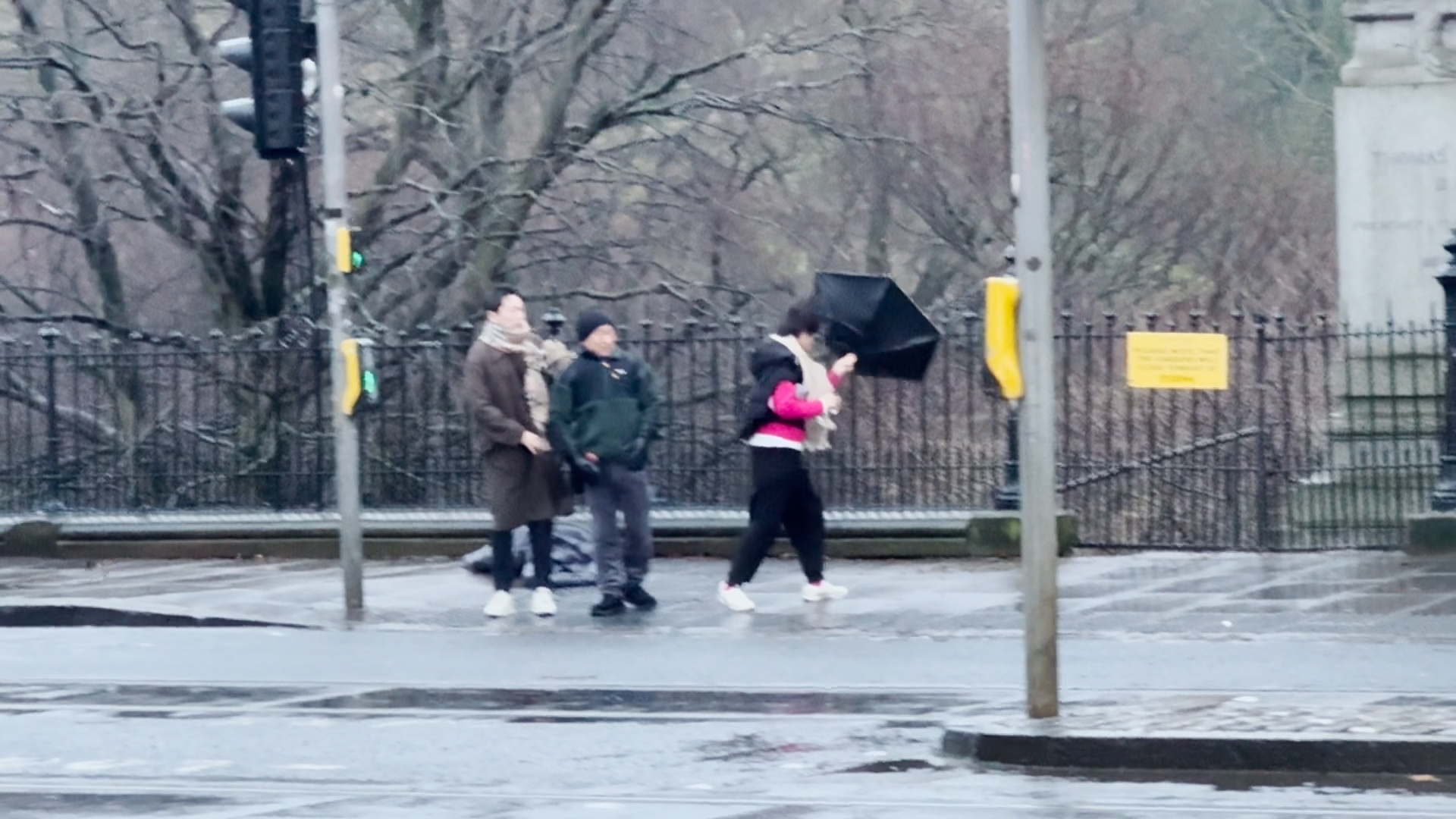 Storm Named Eowyn Hits Edinburgh City Centre | Jukin Licensing