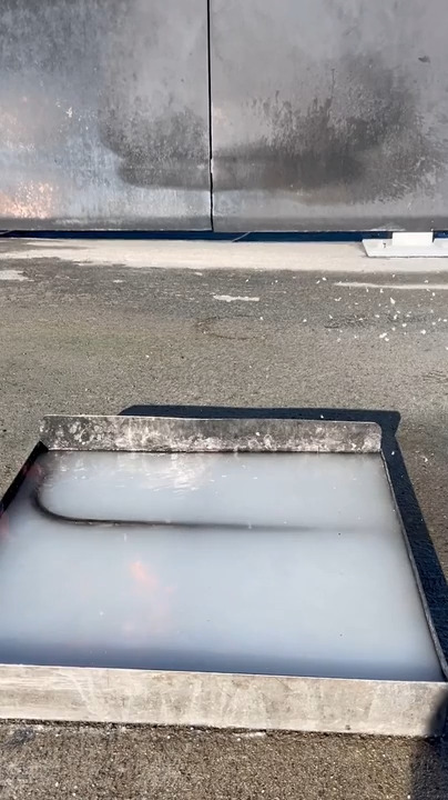 Man Shows How Things Can Burn Without Invisible Flames | Jukin Licensing