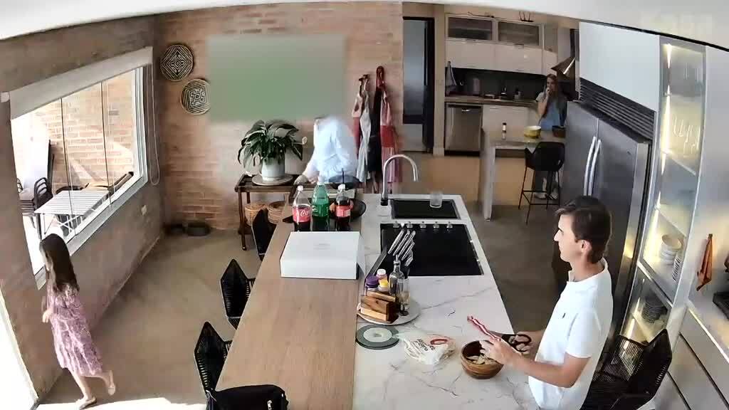 Man Tries to Jump Out Window but Crashes into Glass and Falls Down ...