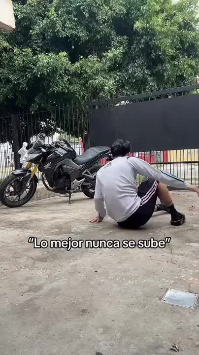 Dirt Bike Superman Front Flip Over Handlebars | Jukin Licensing