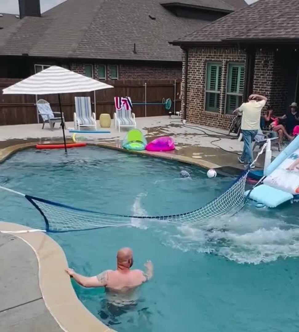 Boy Smashes His Face Into Birthday Cake! | Jukin Licensing