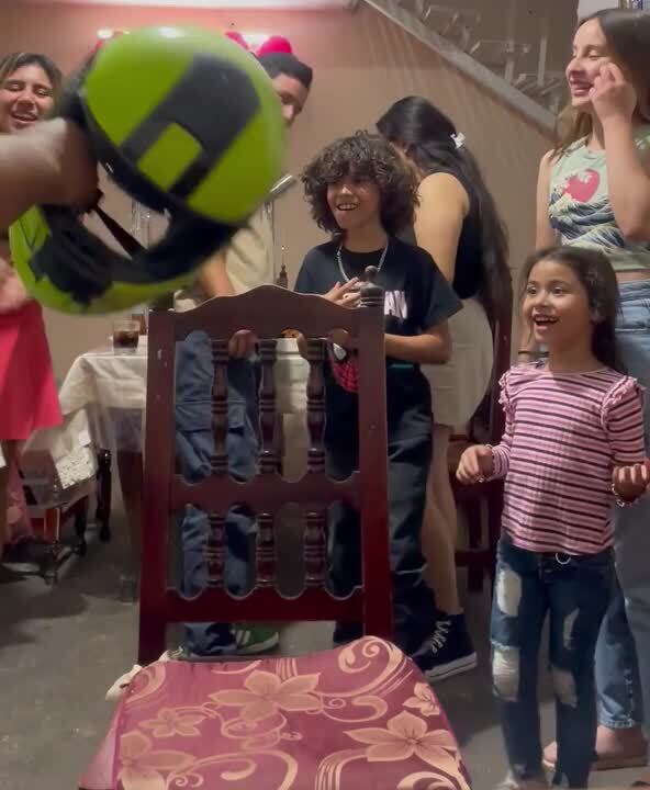 Drunk Woman Falls Into Bushes While Walking | Jukin Licensing